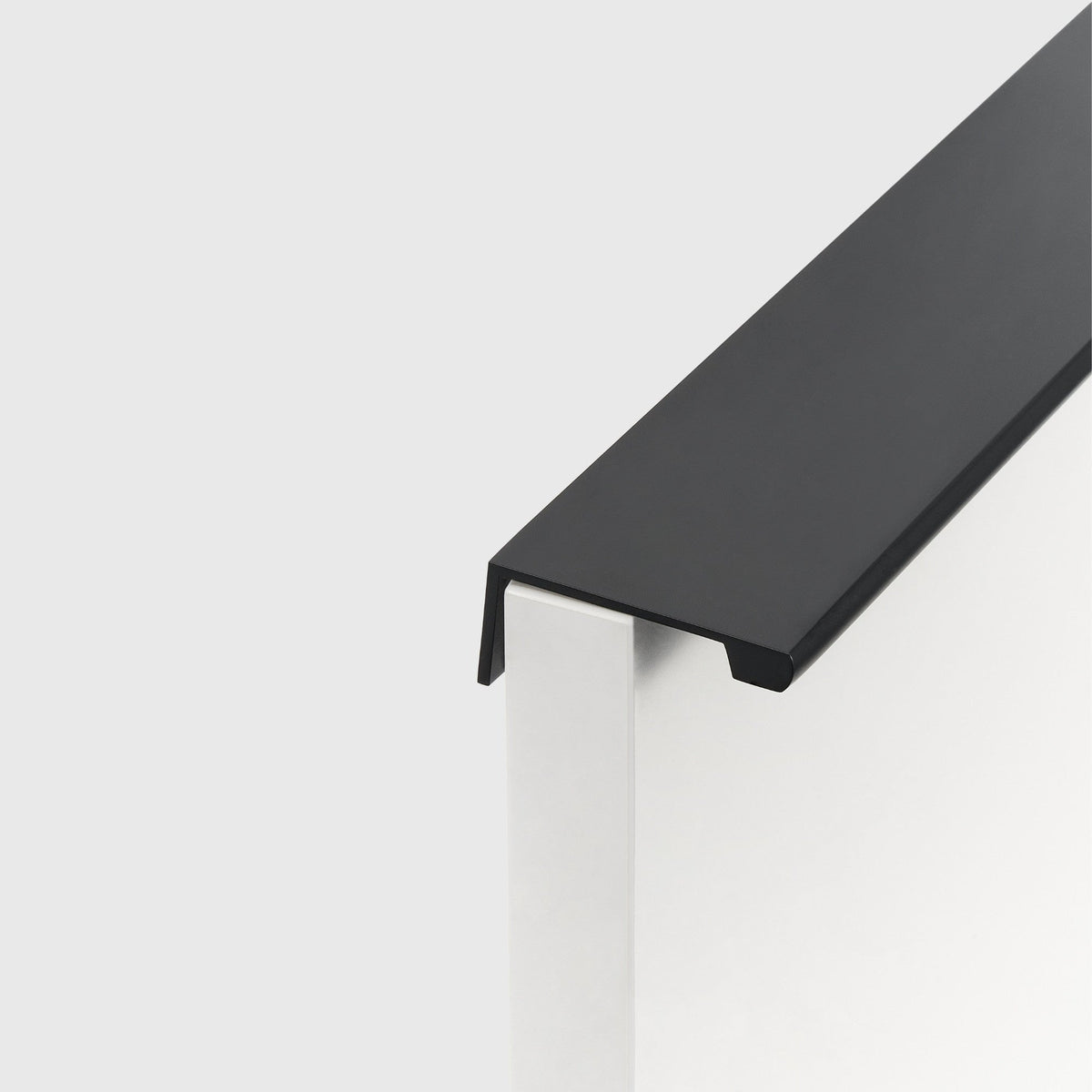 Handtag CH100 | Profil | Svart – Decor Room