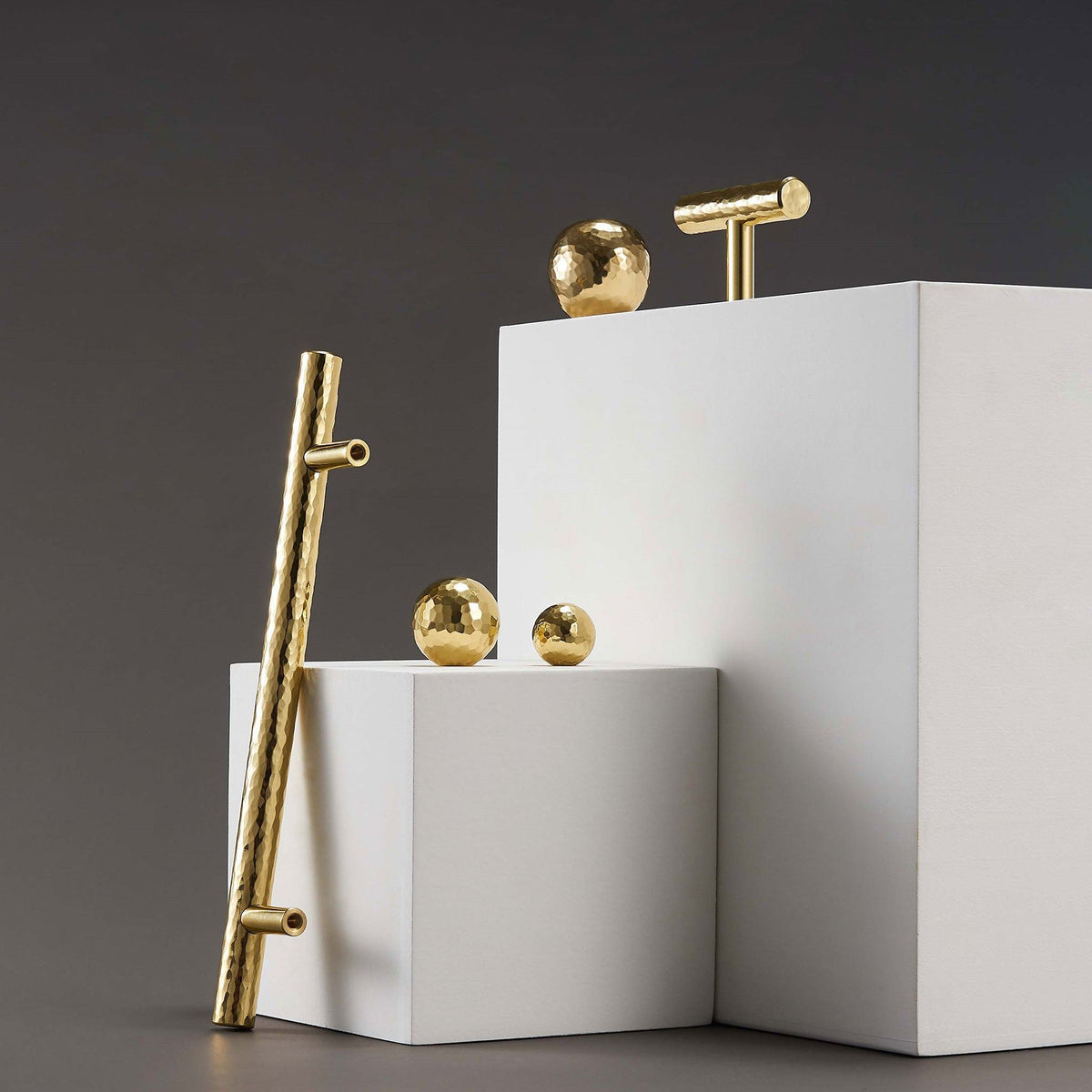 Knopp 1073 | Hamrad | Mässing – Decor Room